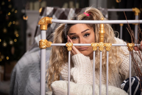 Rose Gold Necklaces Lead Trends in Festive Season Fashion – AMAYRA